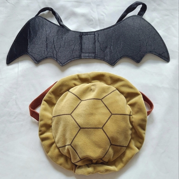 Small Pets | Turtle Shell Costume And Bat Costume | Poshmark